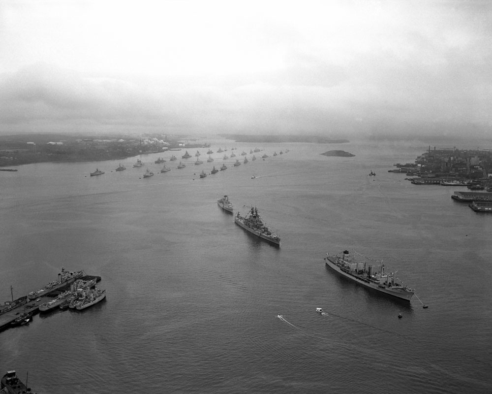 The Canadian Merchant Navy - Canadians At Arms